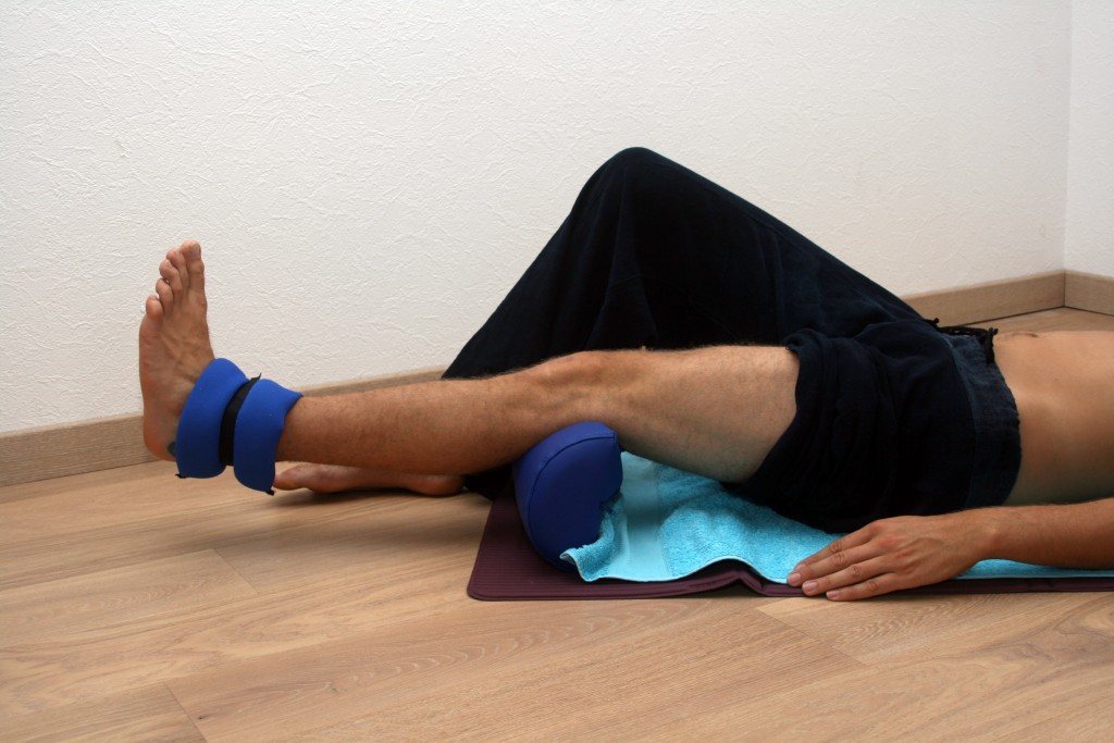 44. Musculation du quadriceps vaste interne allongé et assis - Masseur ...